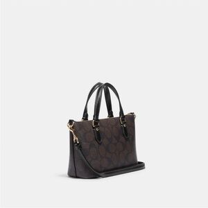 Coach | Bags | Nwtcoach Mini Gallery Crossbody In Signaturech468and ...